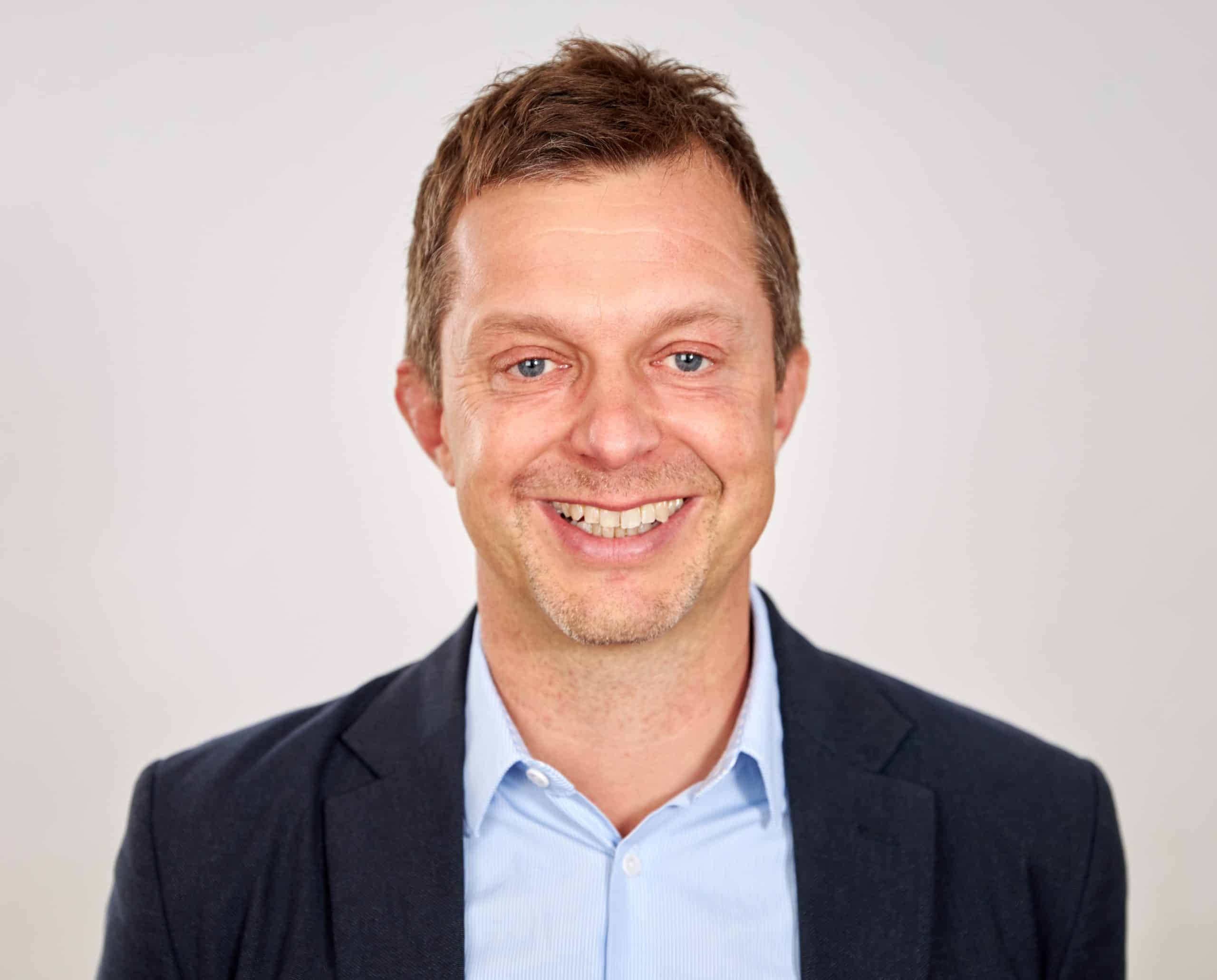 Prof. Dr. Gerald Echterhoff - Universität Münster Professional School