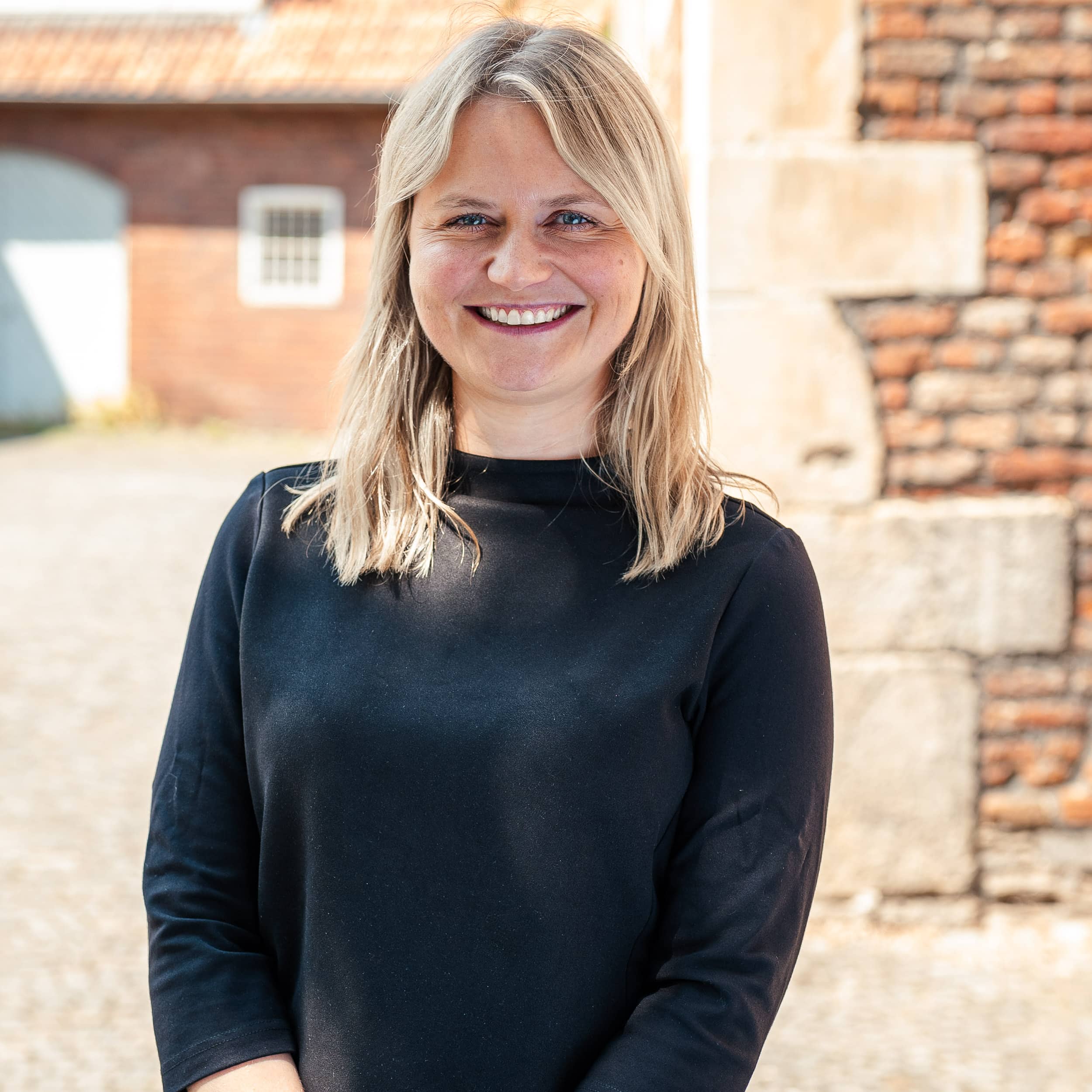 Prof. Dr. Julia Backmann - Universität Münster Professional School